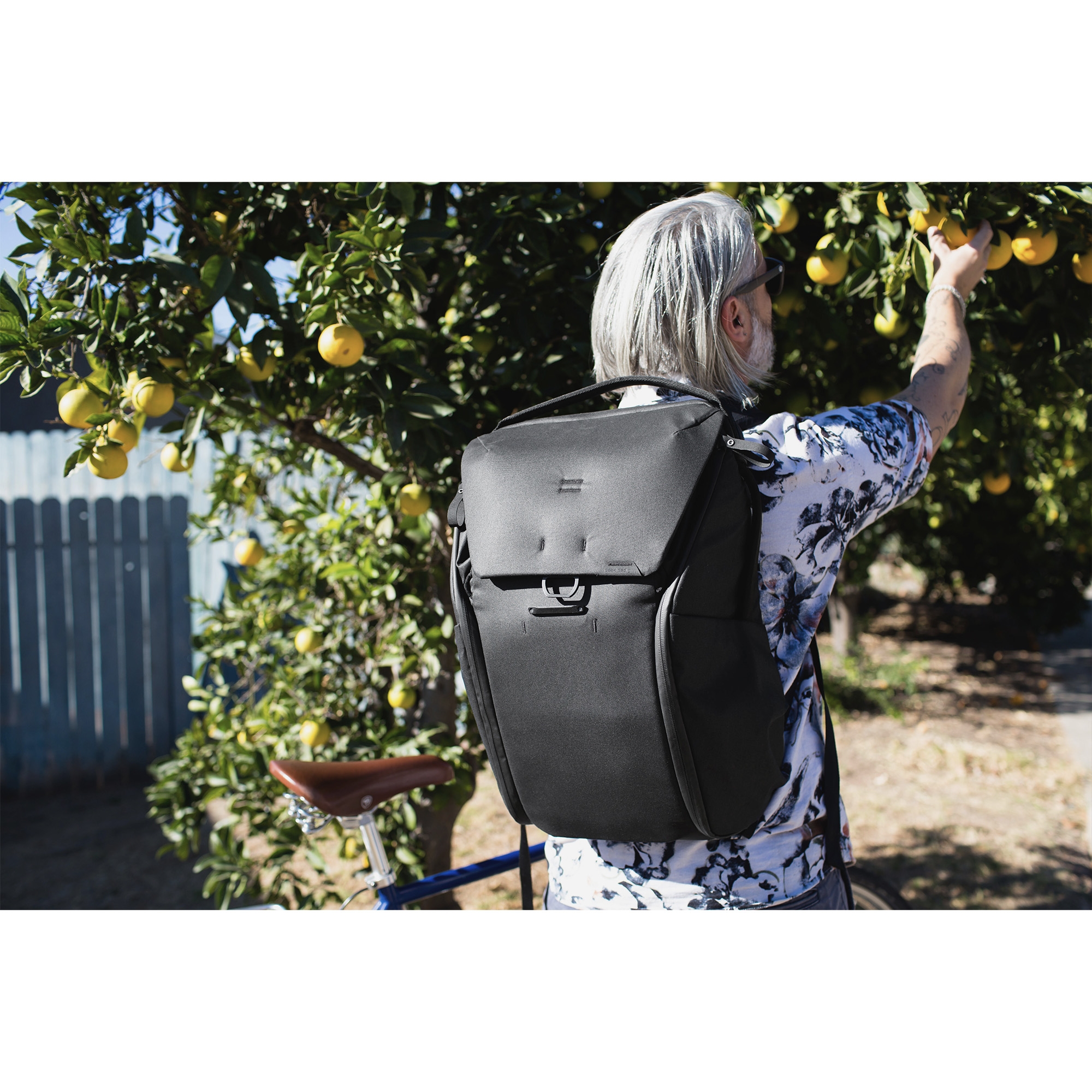 Peak Design Everyday Backpack 30L v3, Black - Castle Cameras