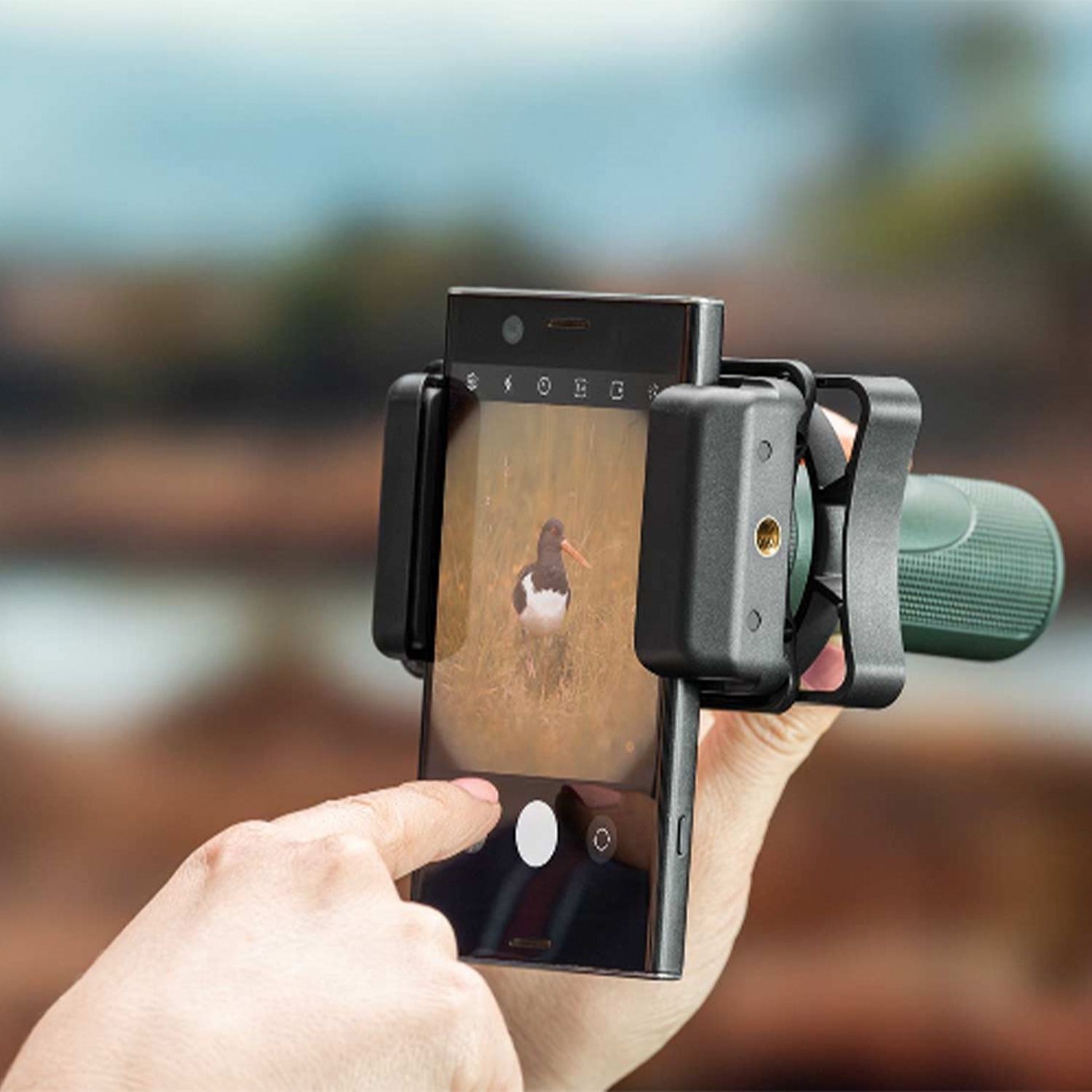 Hawke Smart phone adapter, 60mm | £22.90 - Castle Cameras