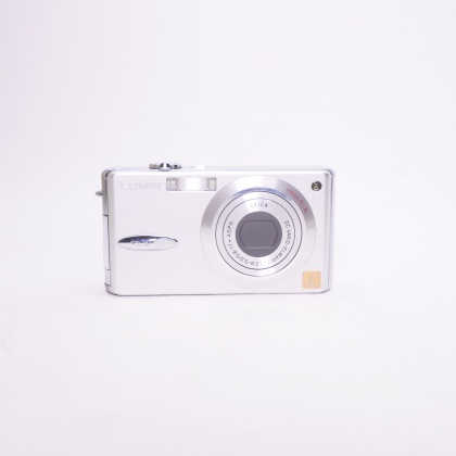 Used Compact Digital Cameras For Sale - Castle Cameras