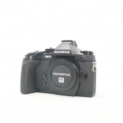 Used Camera Equipment, DSLRs, Mirrorless Cameras, Lenses - Castle Cameras